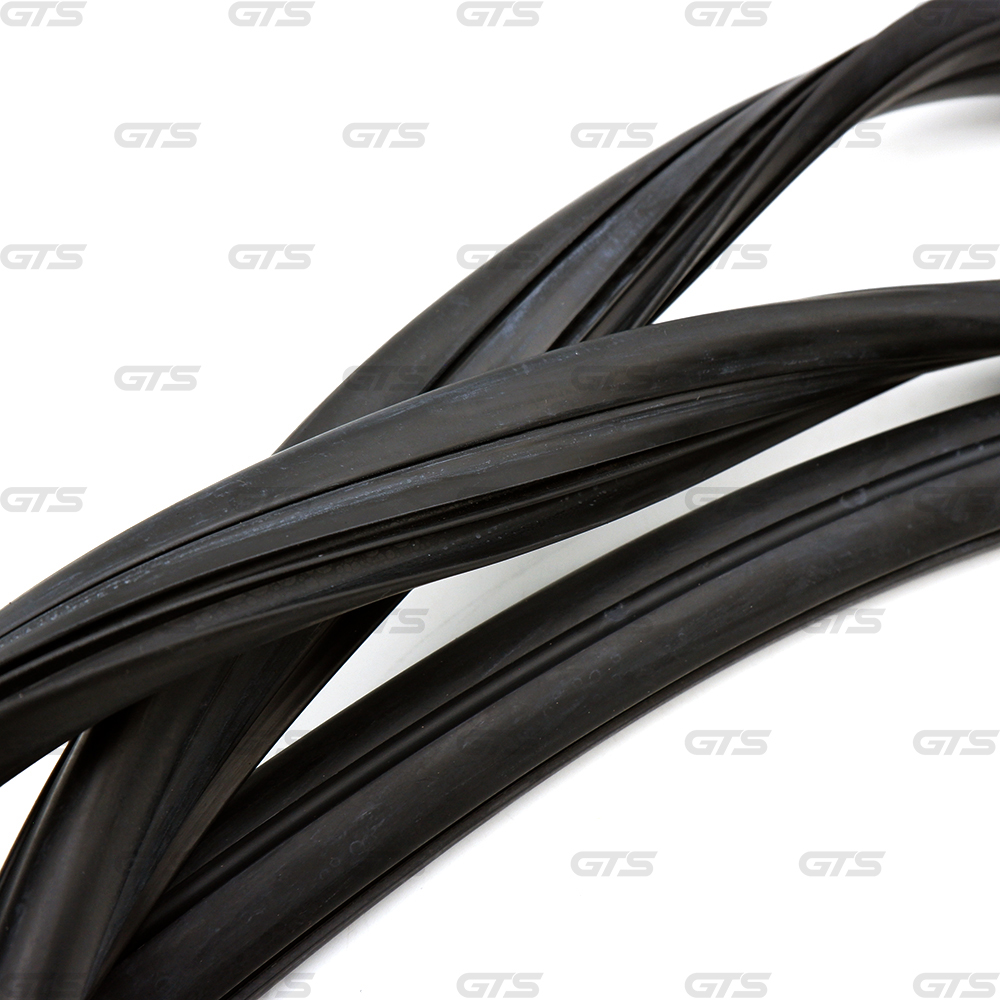 Front Windshield Rubber Seals For Toyota Hilux 4-Runner LN50 Pickup '84 ...